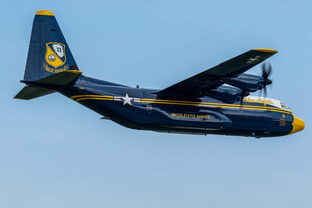 1/72 Lockheed C-130J Fat Albert Blue Angels support aircraft - 1/72 ...