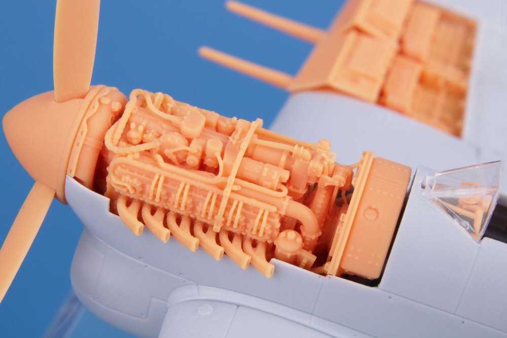 1/72 Typhoon Engine & Fuselage Tank for Airfix - Sets de détaillage ...